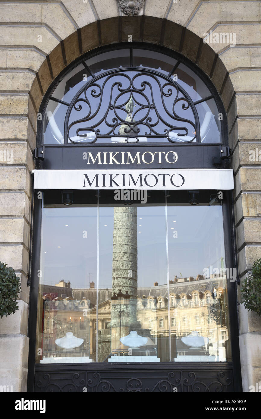 Mikimoto shop hi-res stock photography and images - Alamy