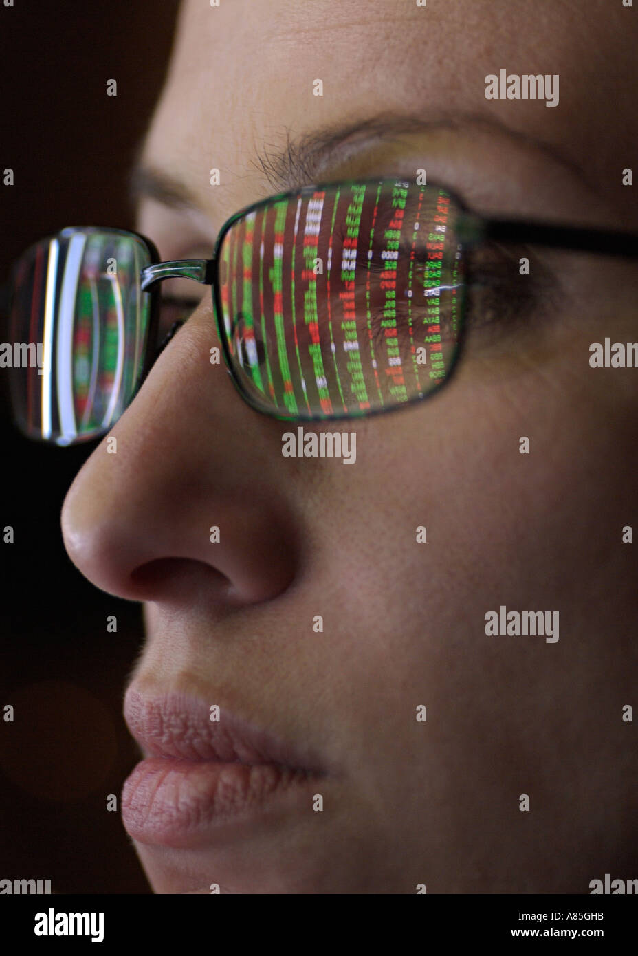 Glasses reflect screen hi-res stock photography and images - Alamy