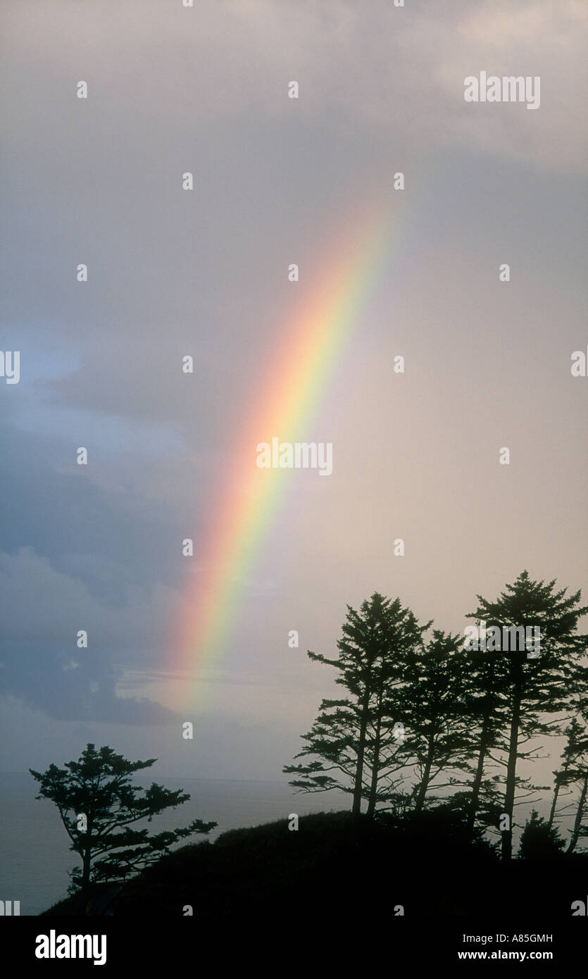 Rainbow rock in oregon hi-res stock photography and images - Alamy