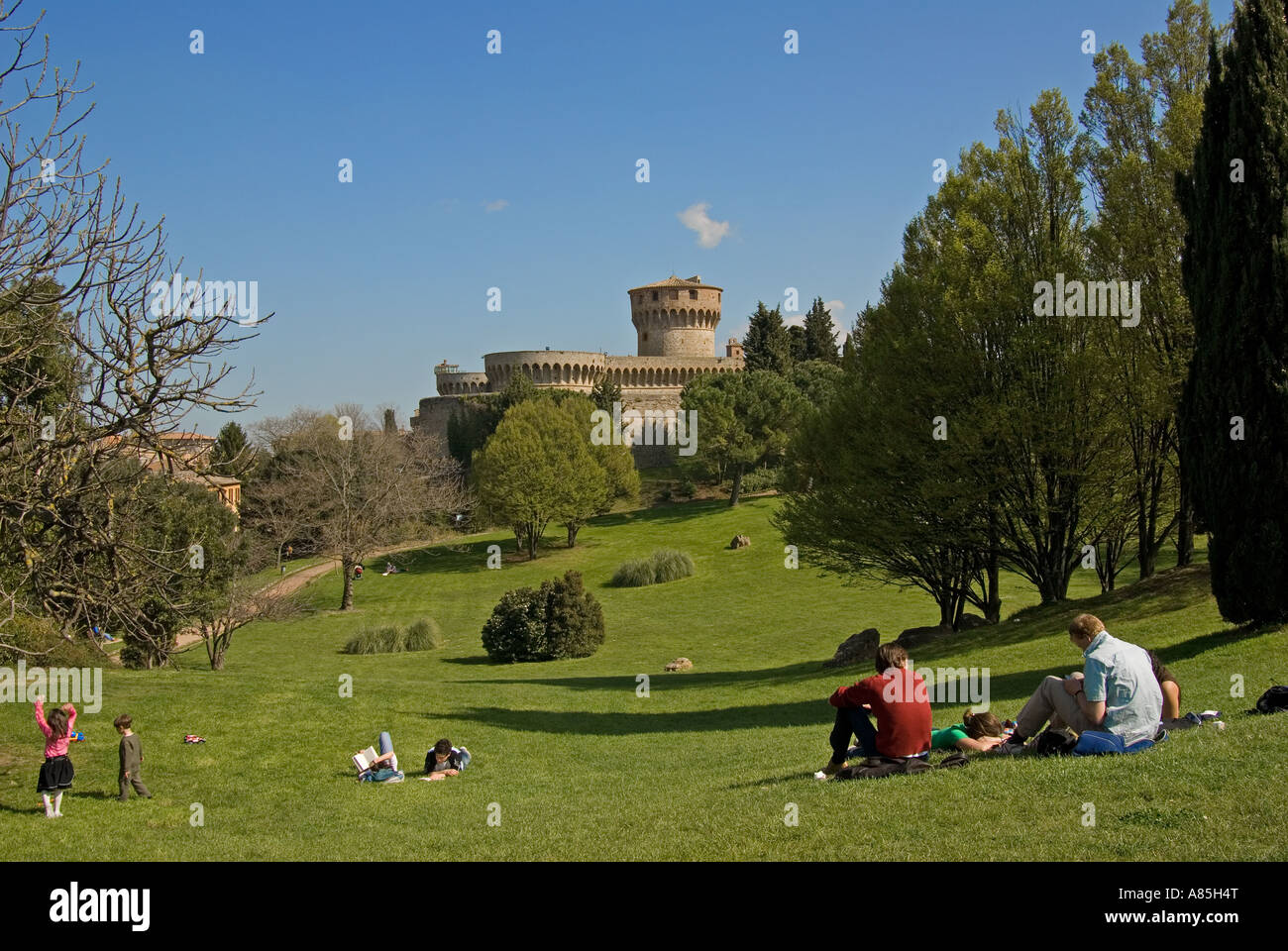 Volterra, Tuscany, Italy. Fortezza Medicea (castle) and the Parco ...
