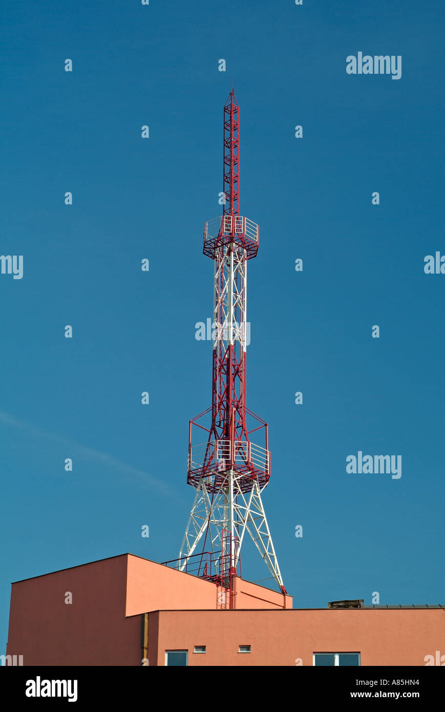 On top mast hi-res stock photography and images - Alamy