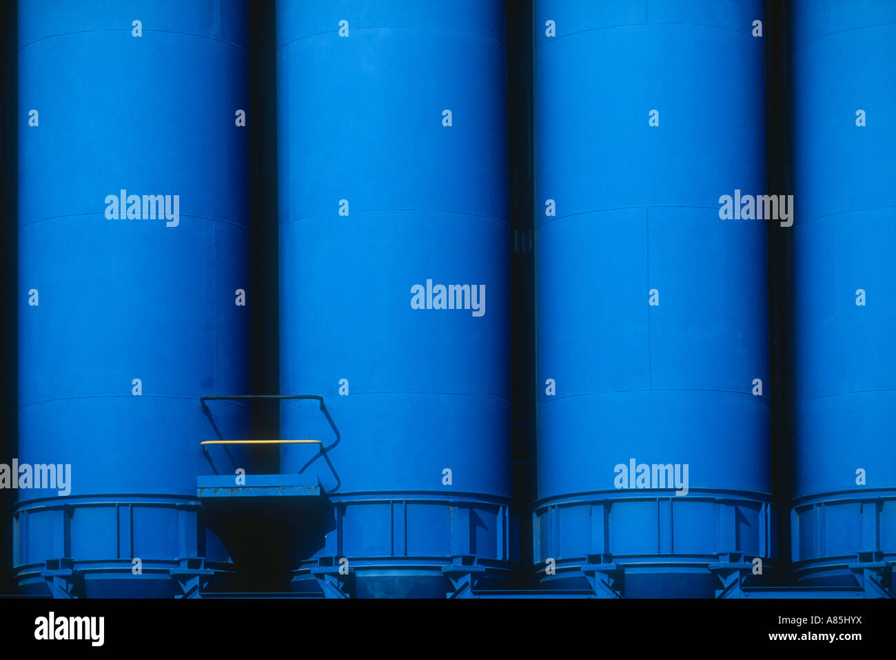STORAGE TUBES AGRICULTURE FARM GRAIN Stock Photo - Alamy