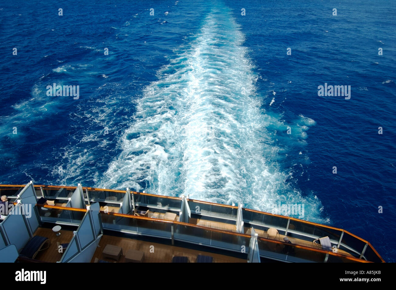 View over the Stern of a Cruise ship Stock Photo - Alamy
