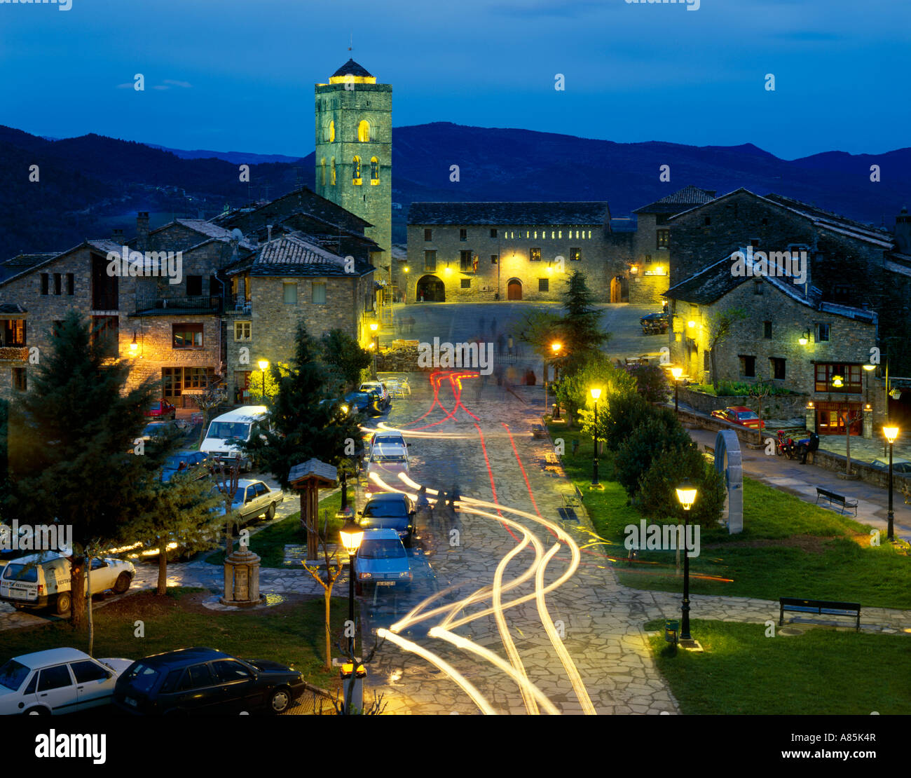 Landscape ainsa medieval village hi-res stock photography and images ...