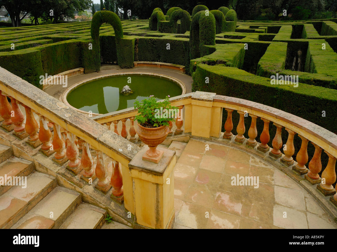 Labyrinth park horta barcelona catalonia hi-res stock photography and ...