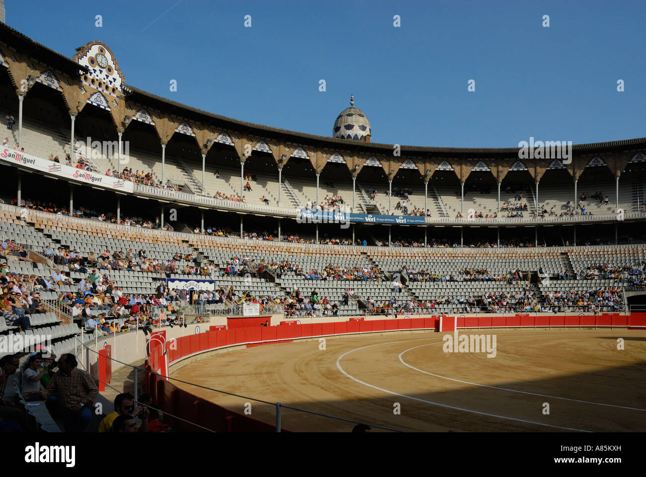Bull ring barcelona hi-res stock photography and images - Alamy
