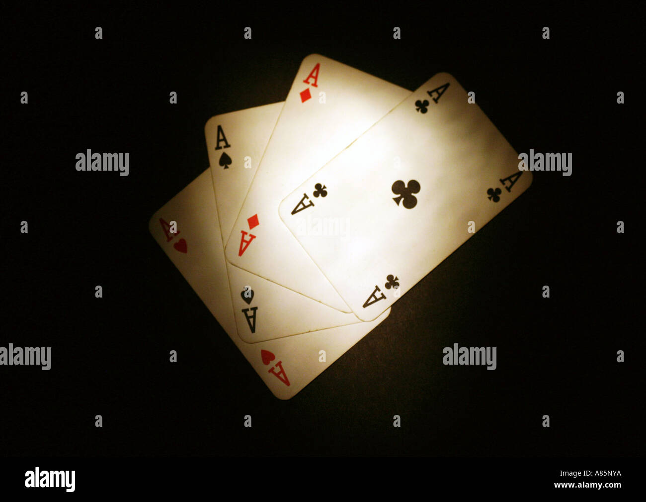 Status cards hi-res stock photography and images - Alamy