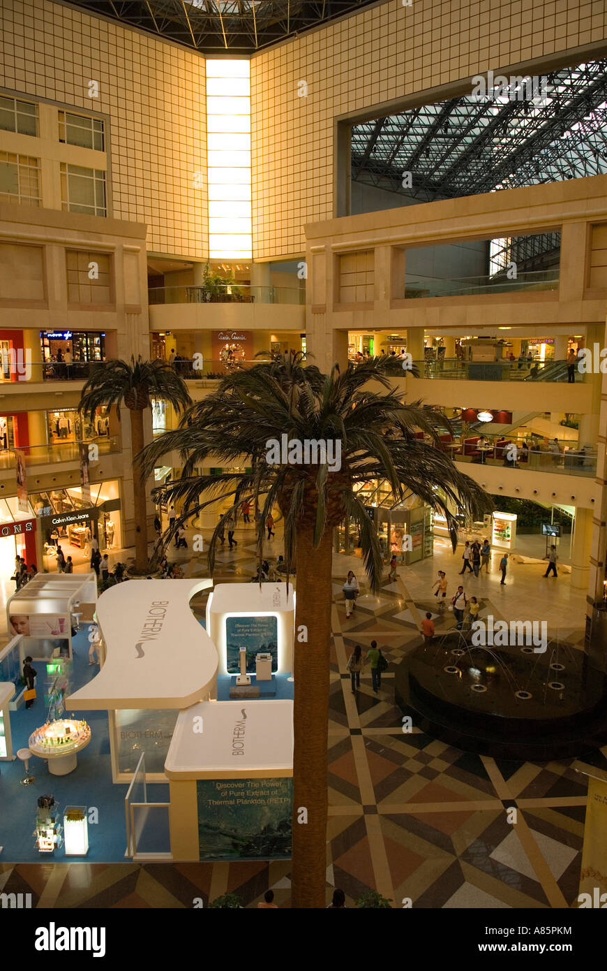 Raffles Center Shopping Mall, Singapore Stock Photo - Alamy