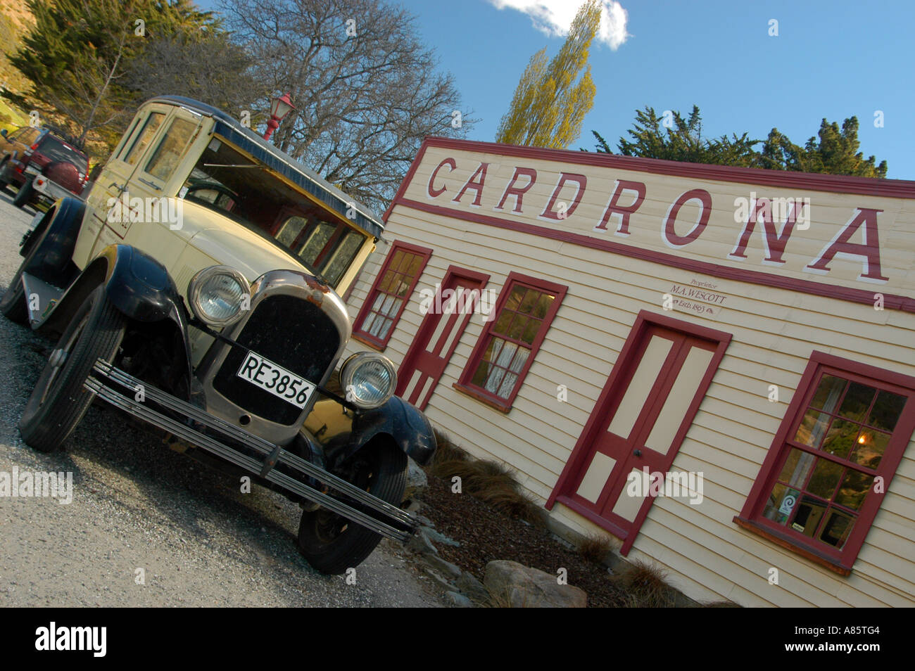 Cardrona hotel new zealand hi-res stock photography and images - Alamy