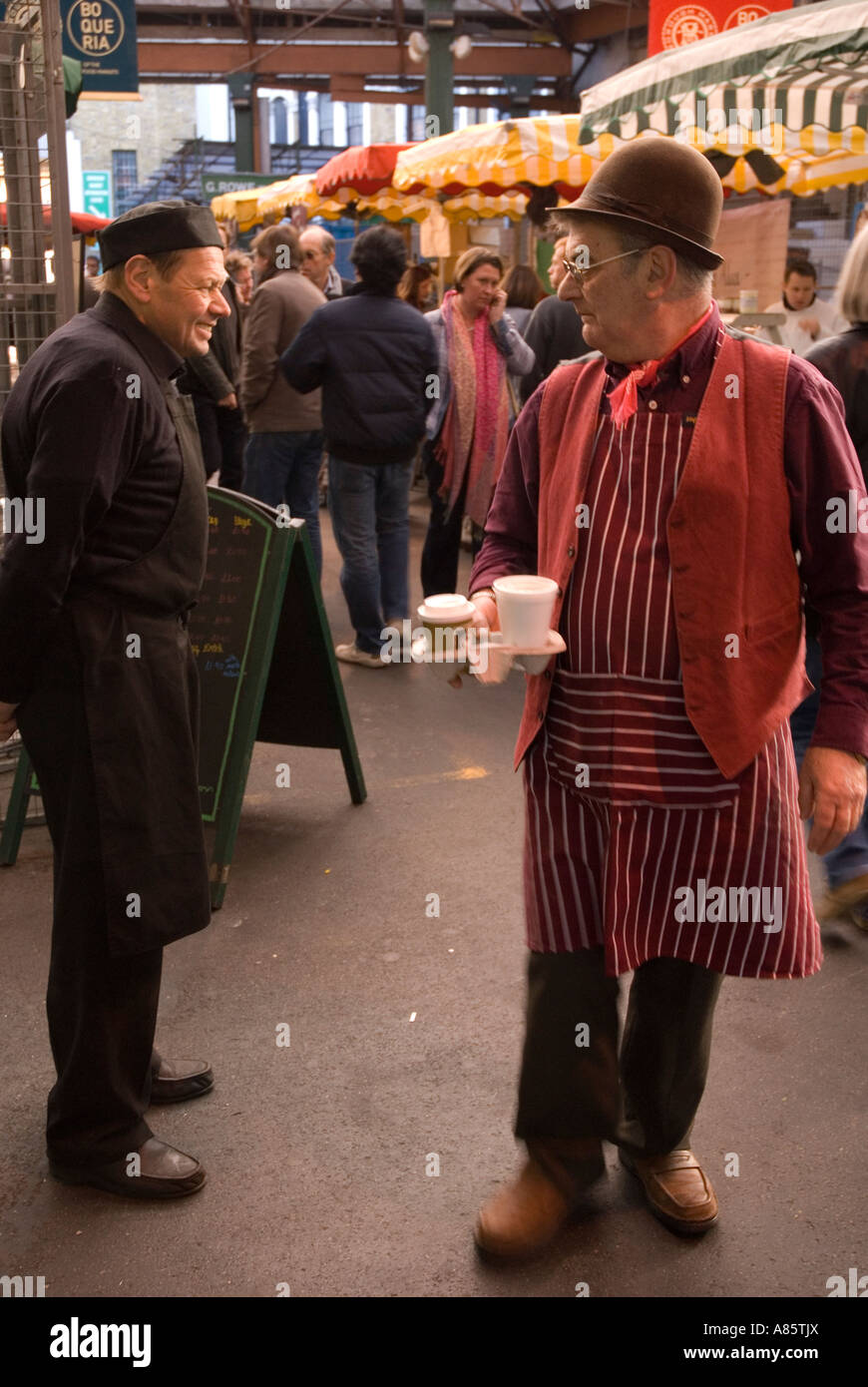 Market traders hi-res stock photography and images - Alamy