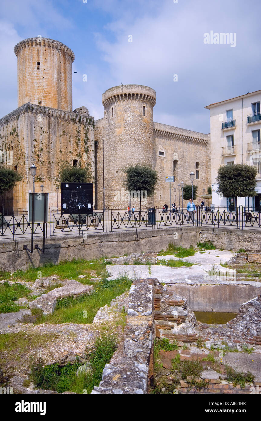 Fondi hi-res stock photography and images - Alamy