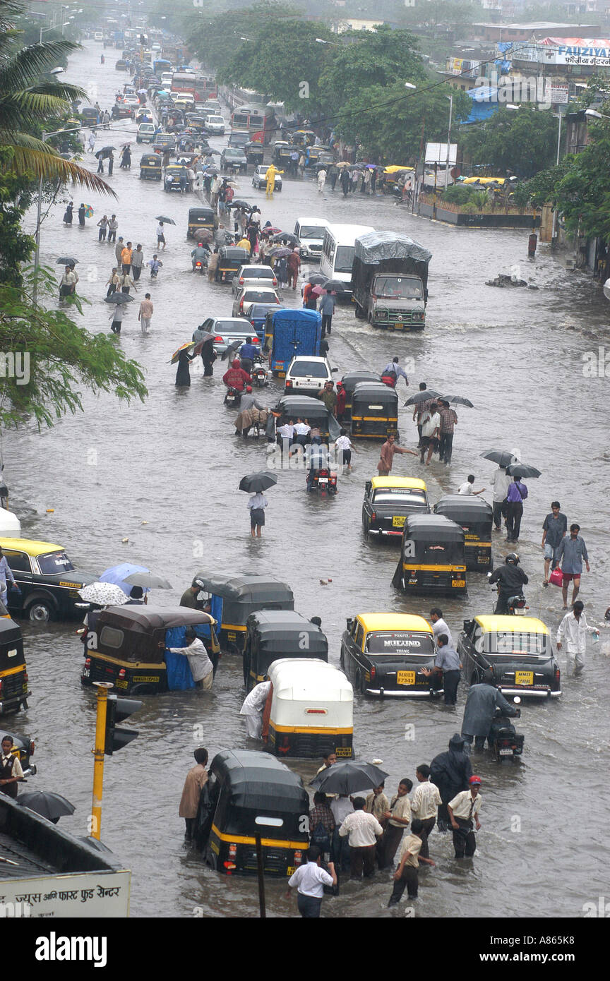 Traffic and floods on monsoon heavy rainfall day in Bombay Mumbai city Maharashtra India Asia ...