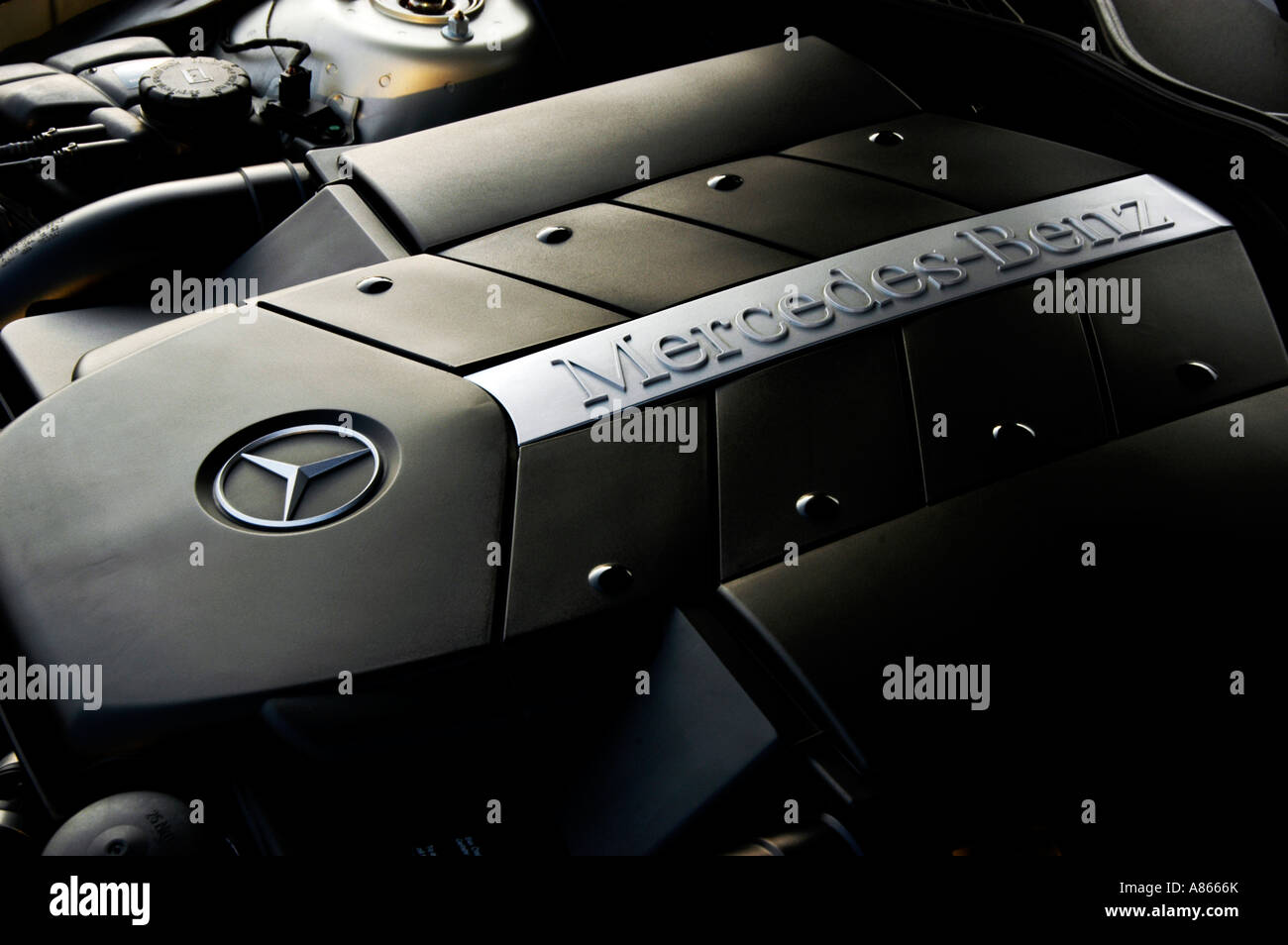 Mercedes-Benz engine Stock Photo - Alamy