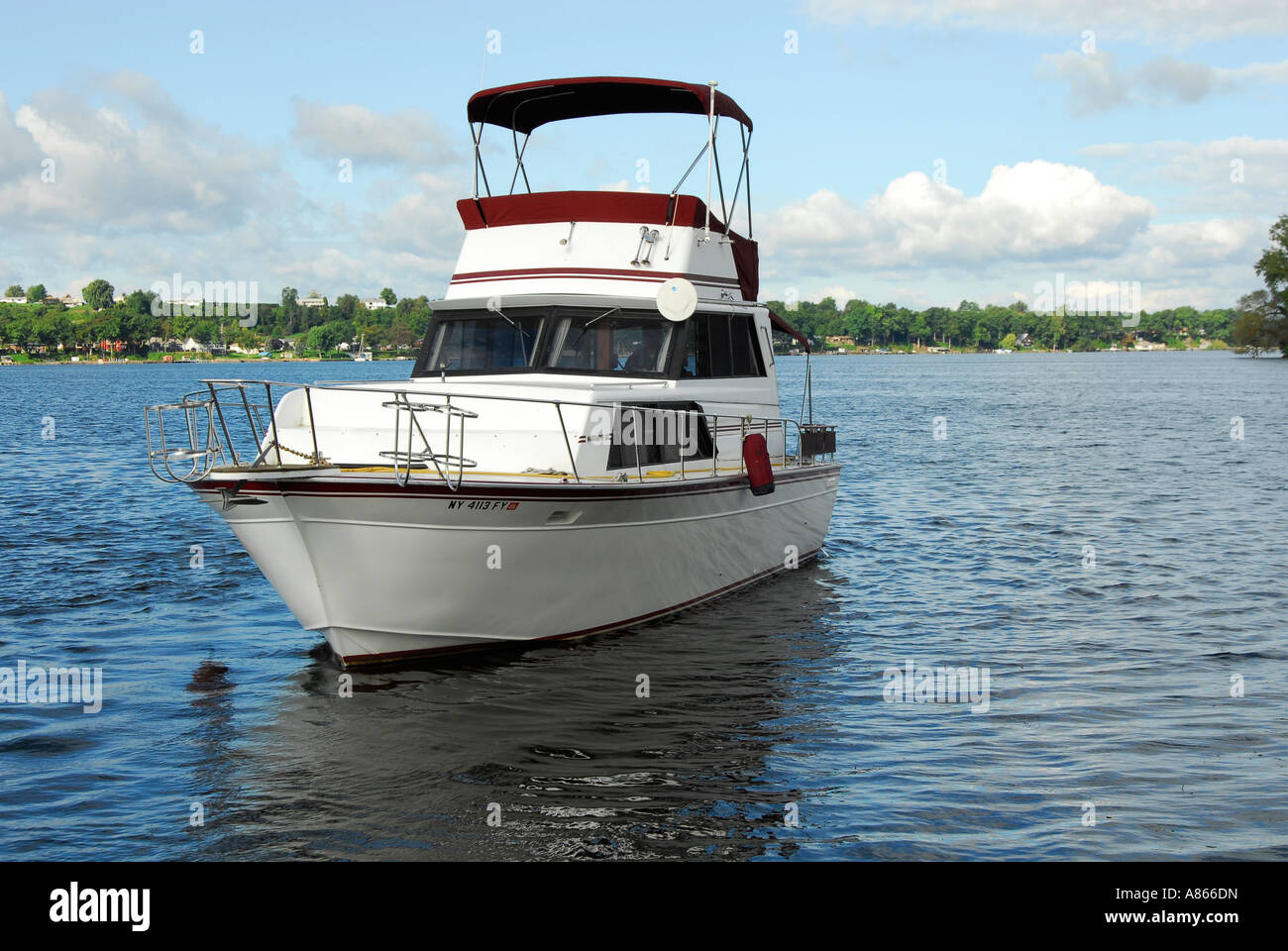 Luxury cabin cruiser Stock Photo - Alamy