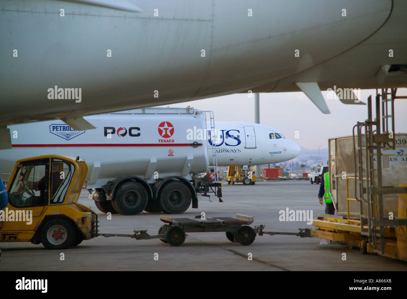 Texaco fuel tanker hi-res stock photography and images - Alamy