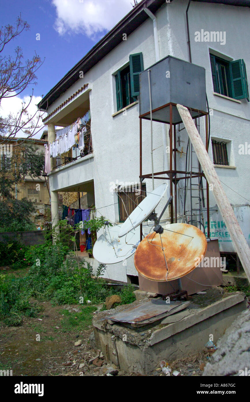 Satalite hi-res stock photography and images - Alamy