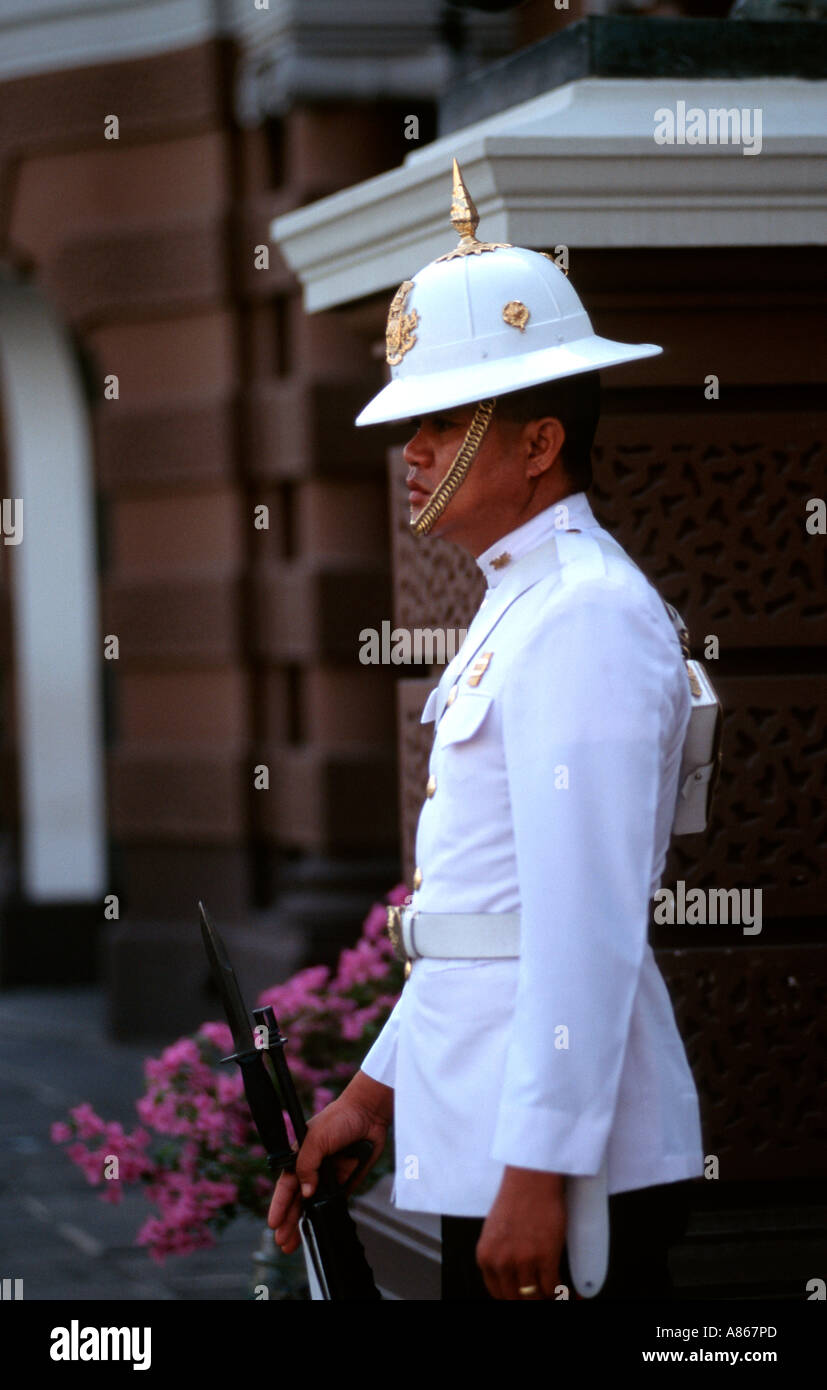 Thailand Bangkok Guard Grand Palace Stock Photo - Alamy