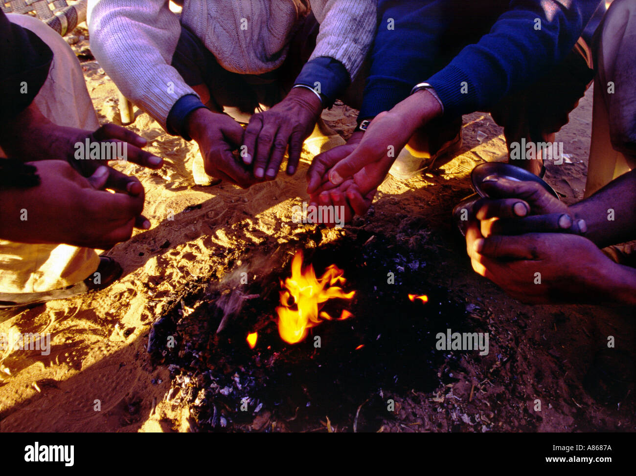Thwarting hands at bus stop Stock Photo - Alamy