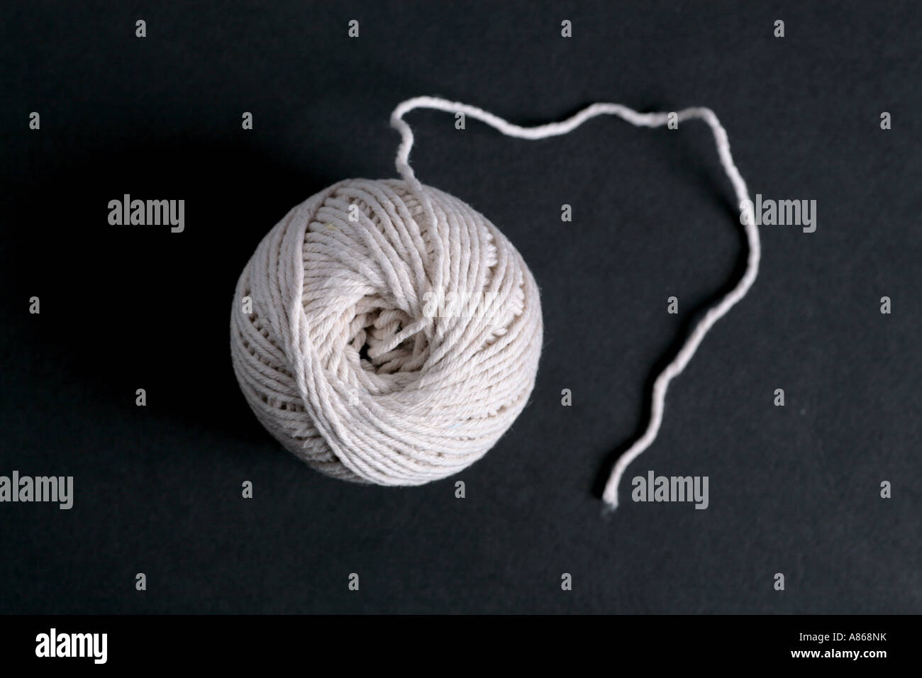 ball of string Stock Photo - Alamy