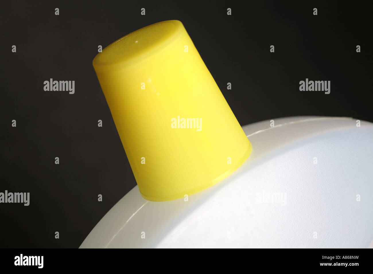 Plastic screw top hi-res stock photography and images - Alamy