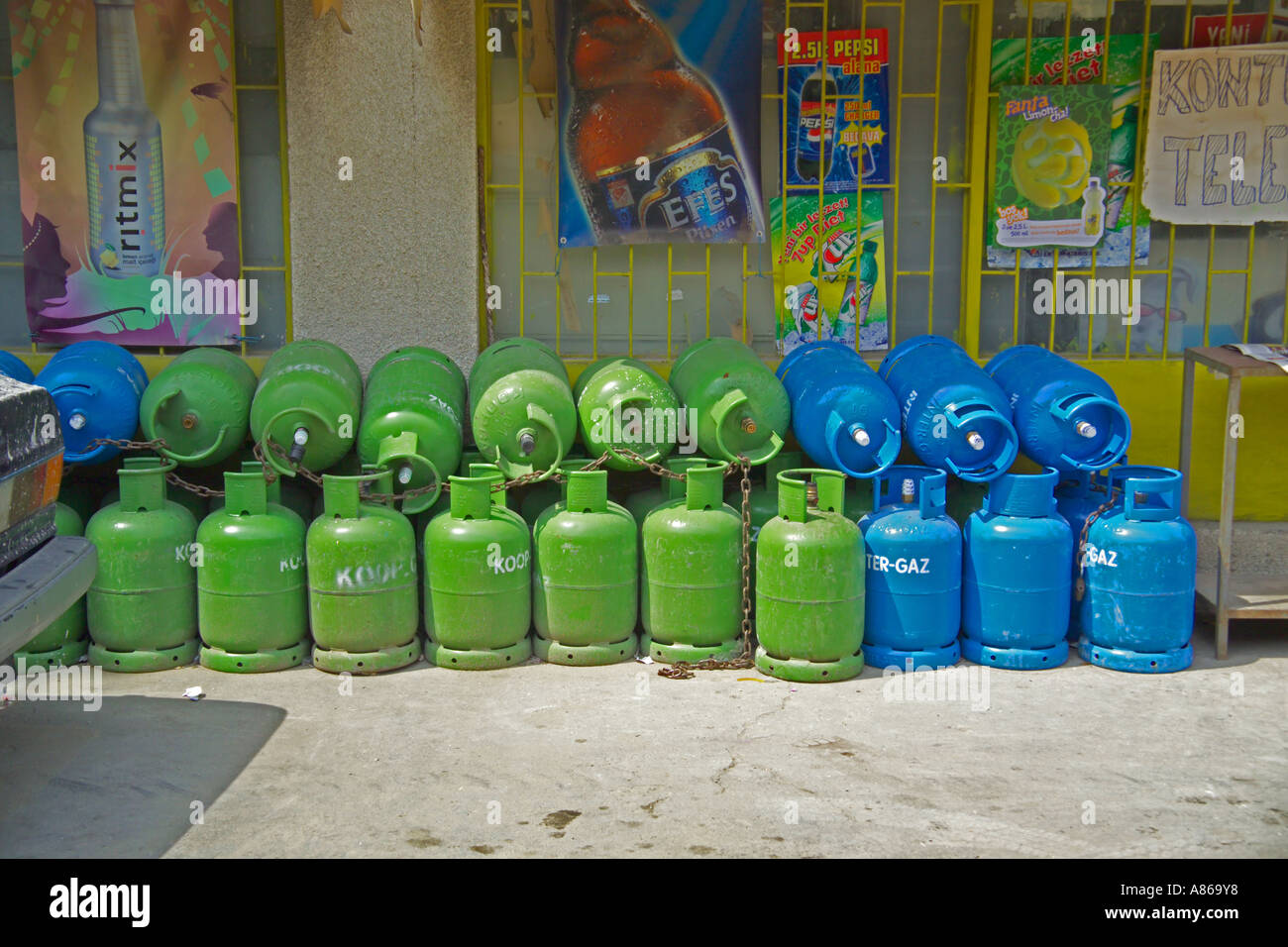 Gas canisters hi-res stock photography and images - Alamy