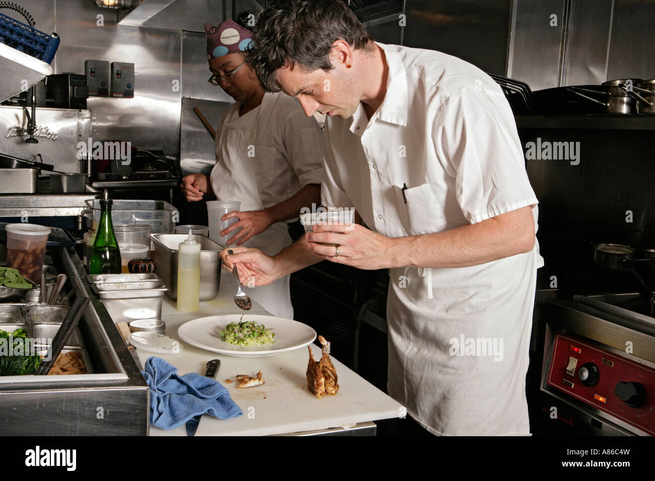 Food prep chefs working hi-res stock photography and images - Alamy