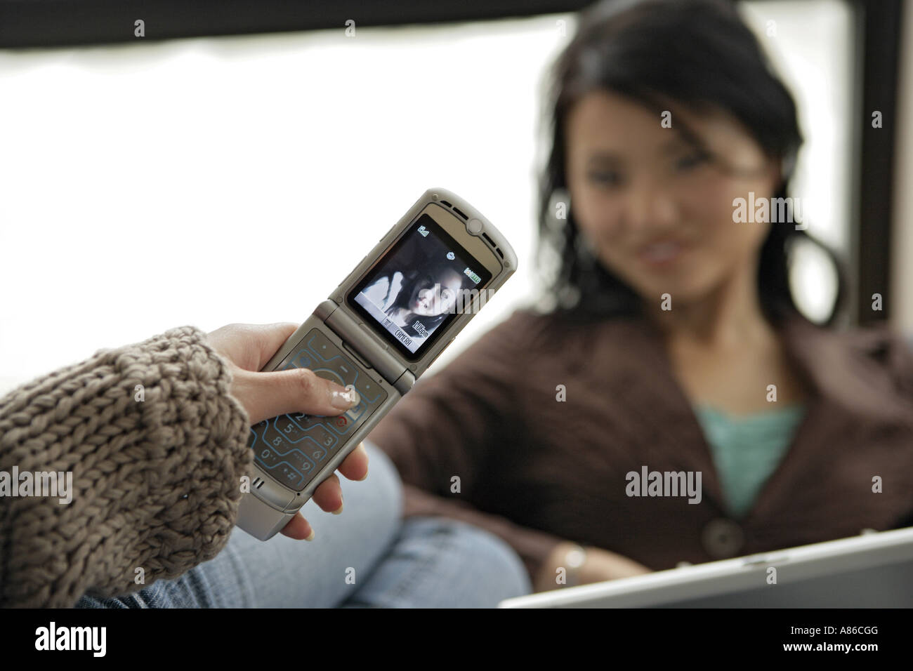 Mobile phones dark screens hi-res stock photography and images - Alamy