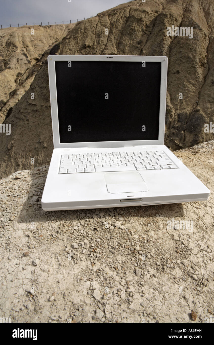 Laptops device in electronics hi-res stock photography and images - Alamy