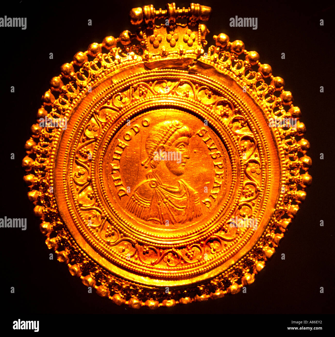 Eastern roman emperor hi-res stock photography and images - Alamy