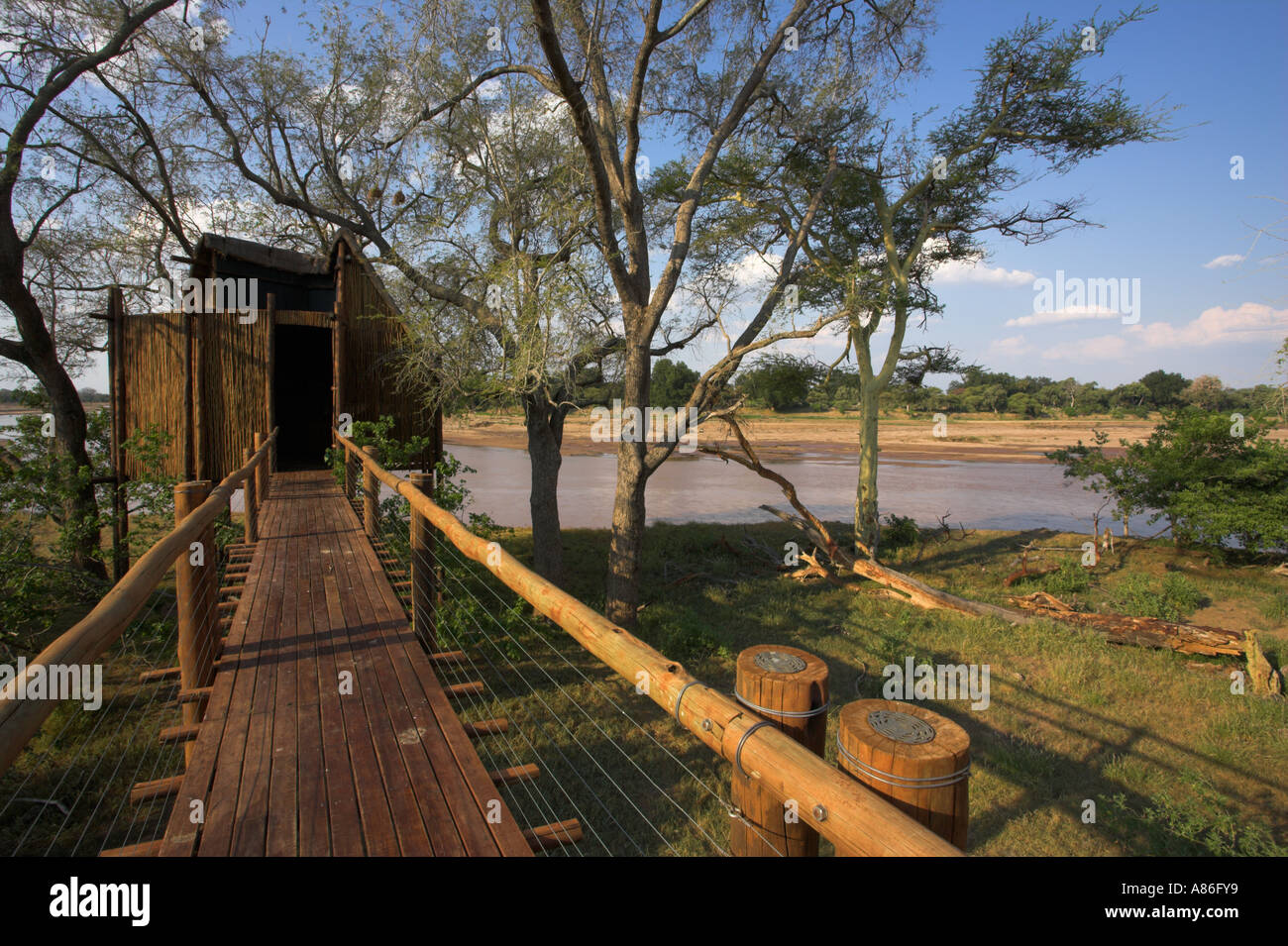 Treetop boardwalk and bird hide overlooking Limpopo River in Mapungubwe ...