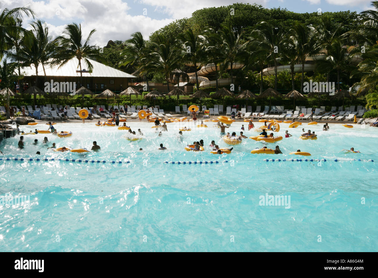 Group people in swimming pool hi-res stock photography and images - Alamy