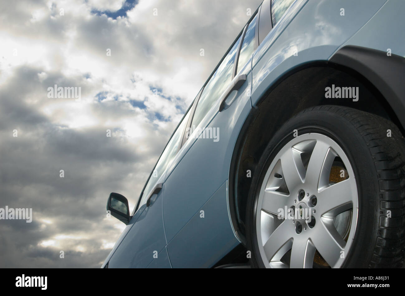 Close up view of a Range Rover 3rd Generation Stock Photo - Alamy