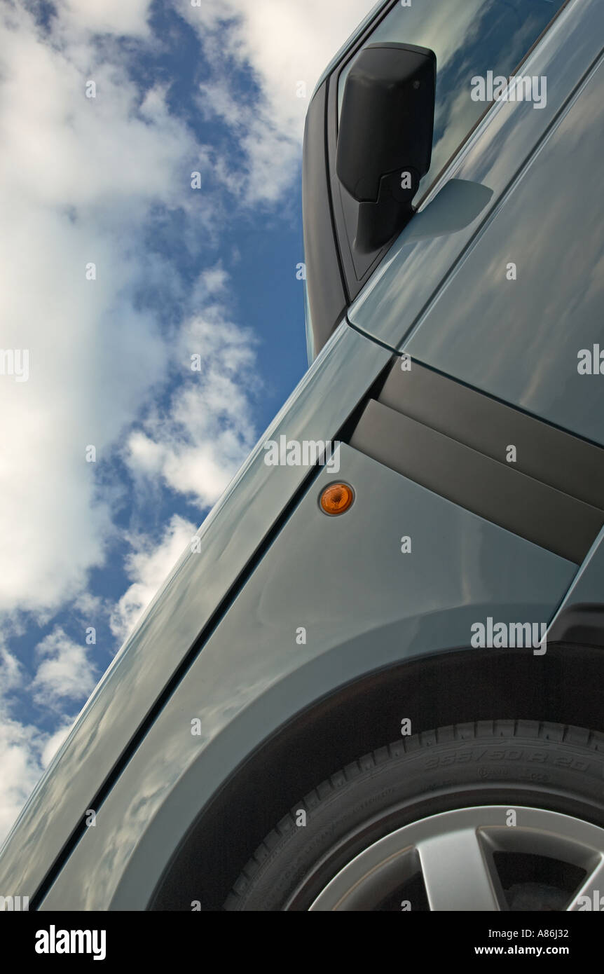 Close up view of a Range Rover 3rd Generation Stock Photo - Alamy