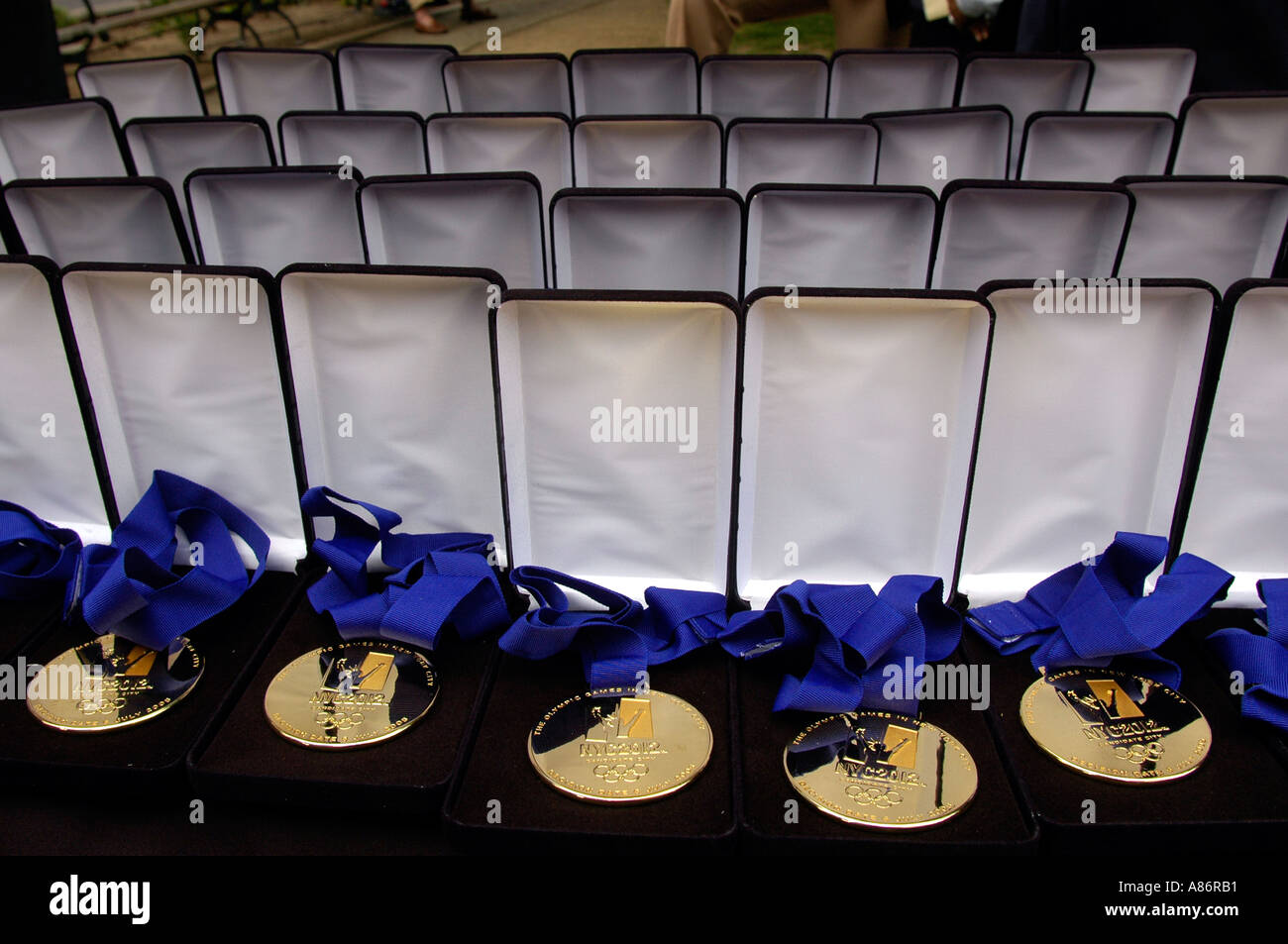 Commemorative Trophy High Resolution Stock Photography and Images - Alamy