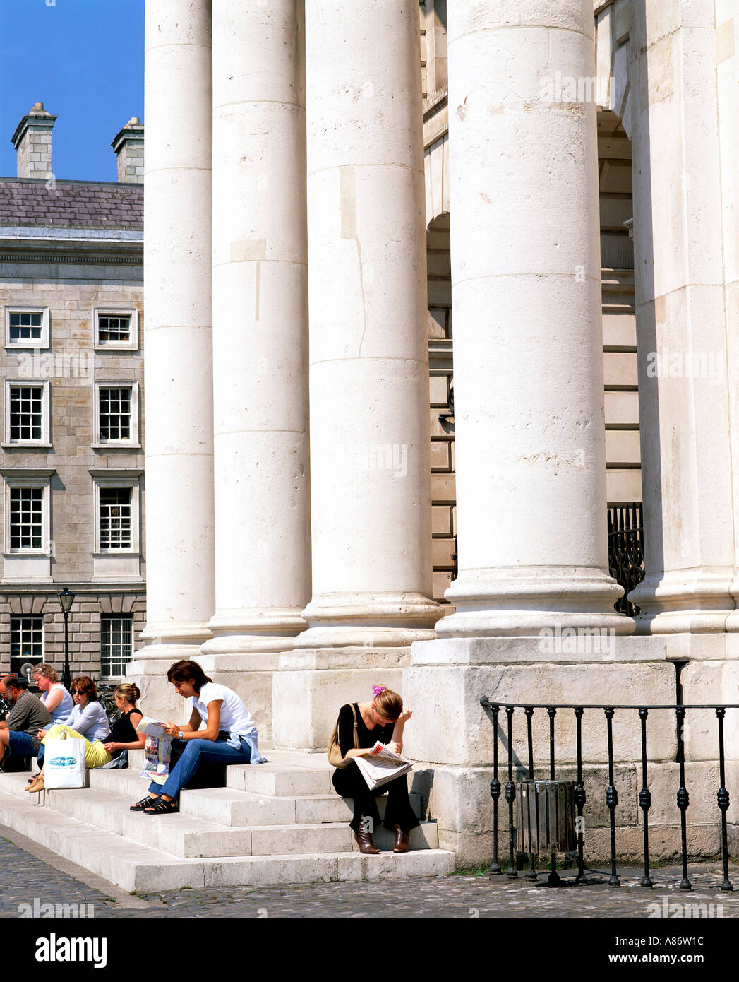 Trinity college dublin tcd hi-res stock photography and images - Alamy