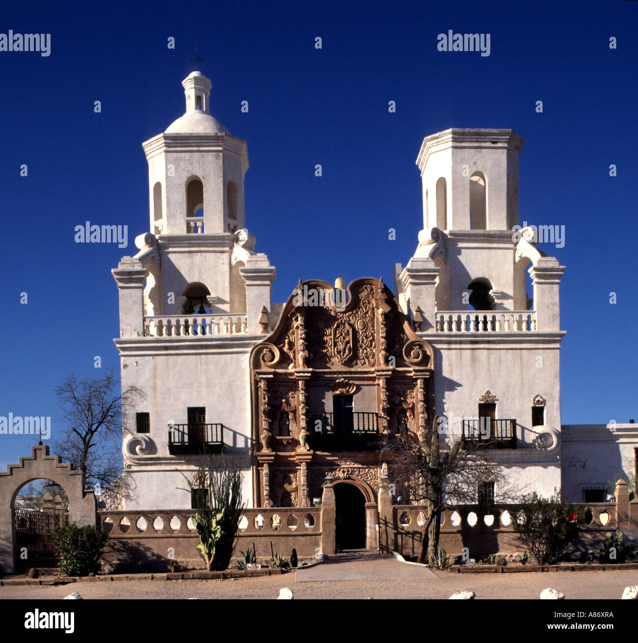 Arizona Tucson St Augustine Cathedral Stock Photo - Alamy