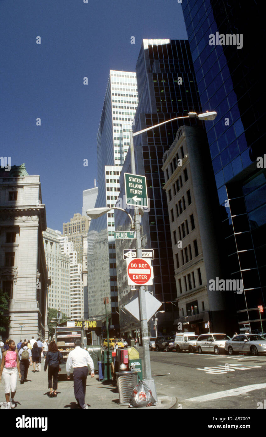 Pearl street manhattan hi-res stock photography and images - Alamy