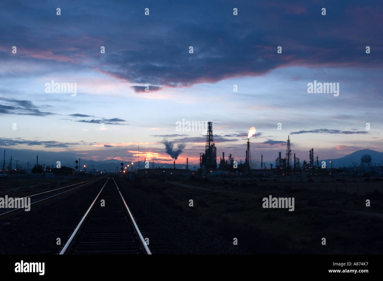 Oil refinery train tracks hi-res stock photography and images - Alamy