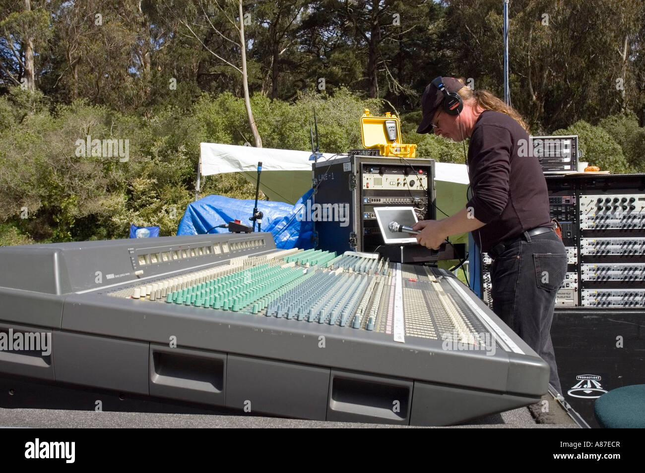 Sound Engineer Concert Stock Photos & Sound Engineer Concert Stock ...