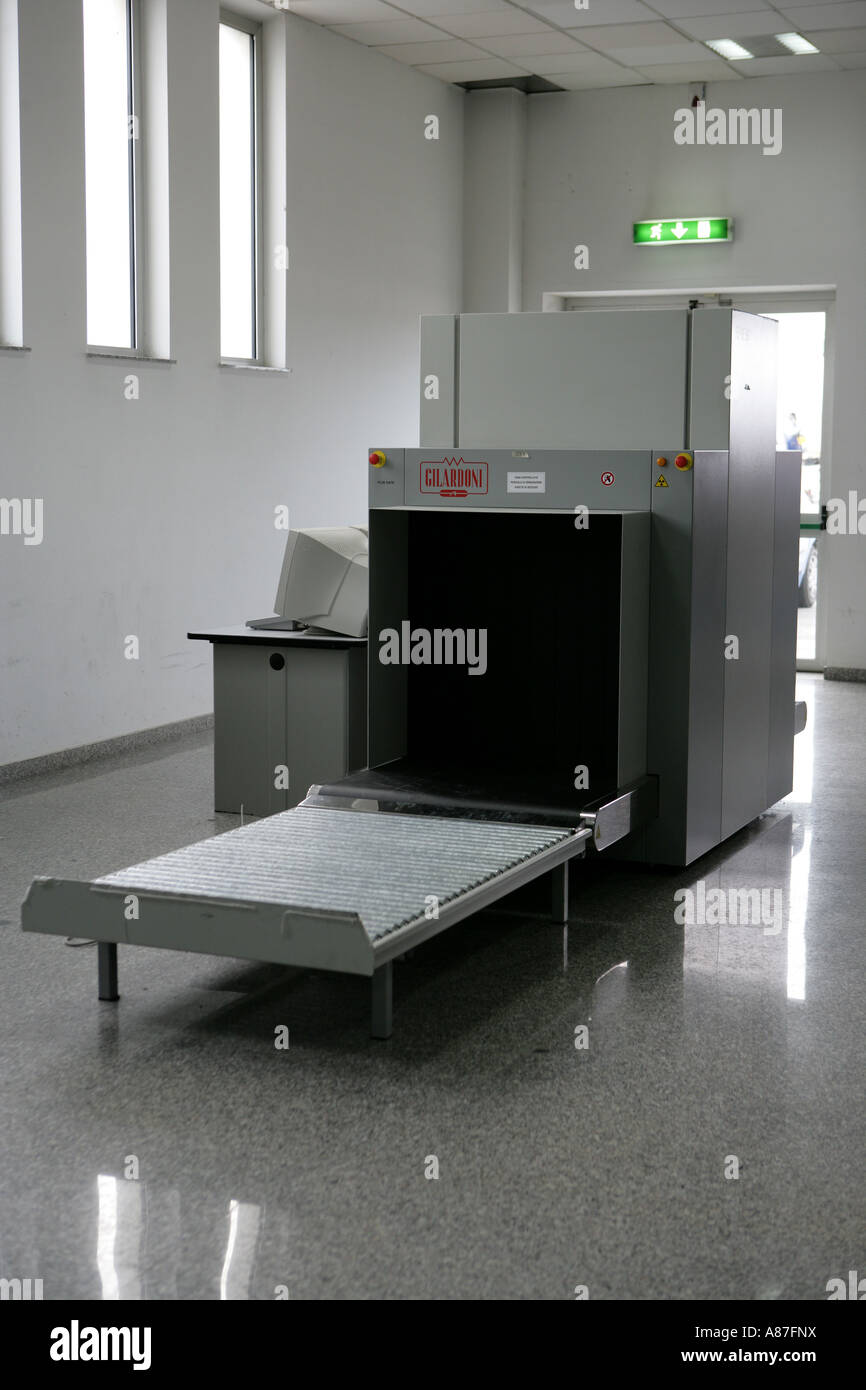 Scanner in room Stock Photo - Alamy