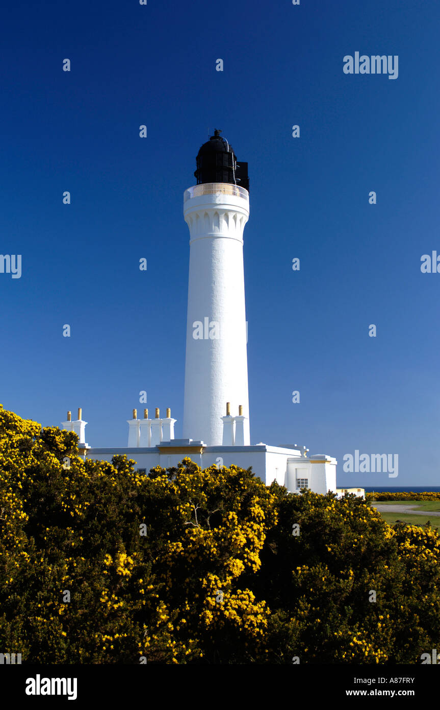 Covesea skerries lighthouse hi-res stock photography and images - Alamy