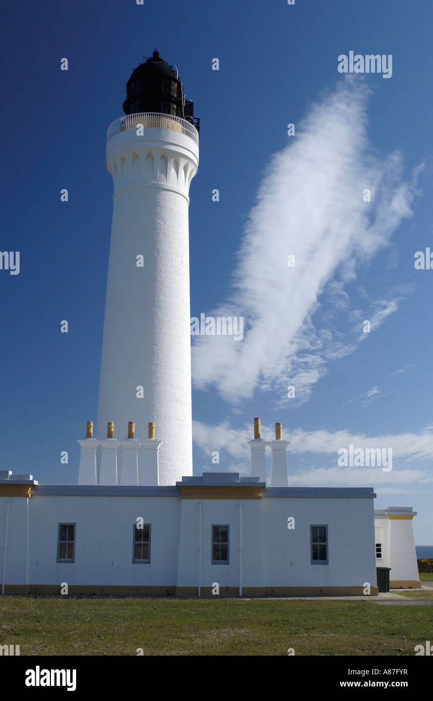 Covesea skerries lighthouse lossiemouth moary hi-res stock photography ...