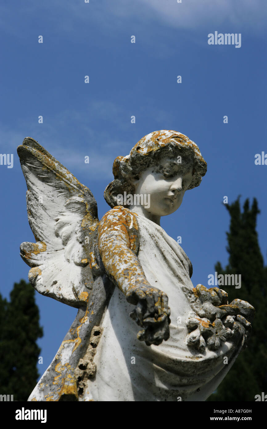 Displayed sculpture, rear view Stock Photo - Alamy