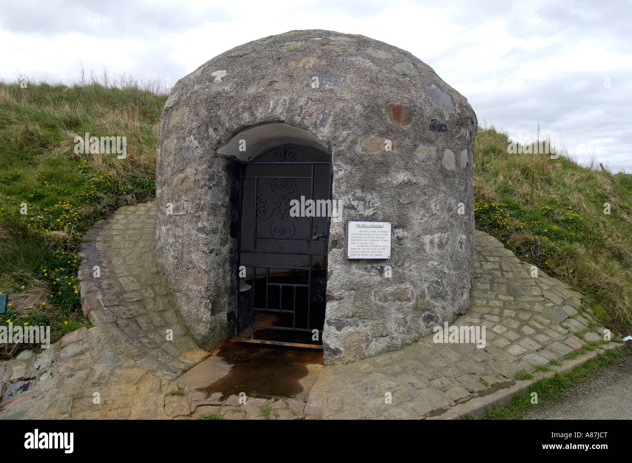 The Red Well, Whitehills Banffshire Stock Photo - Alamy