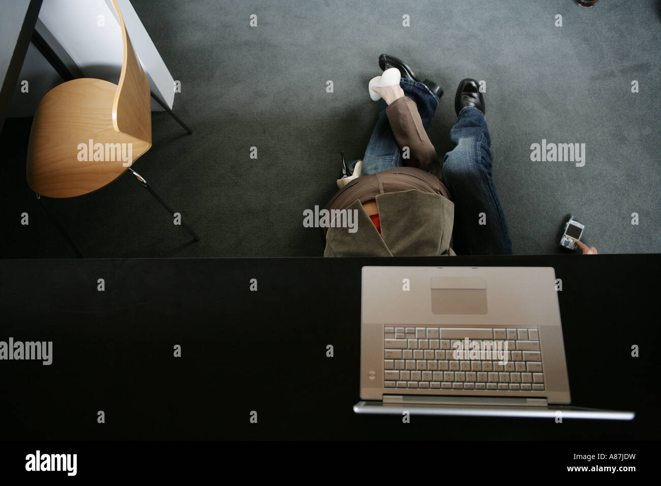 Cubicles office aerial hi-res stock photography and images - Alamy