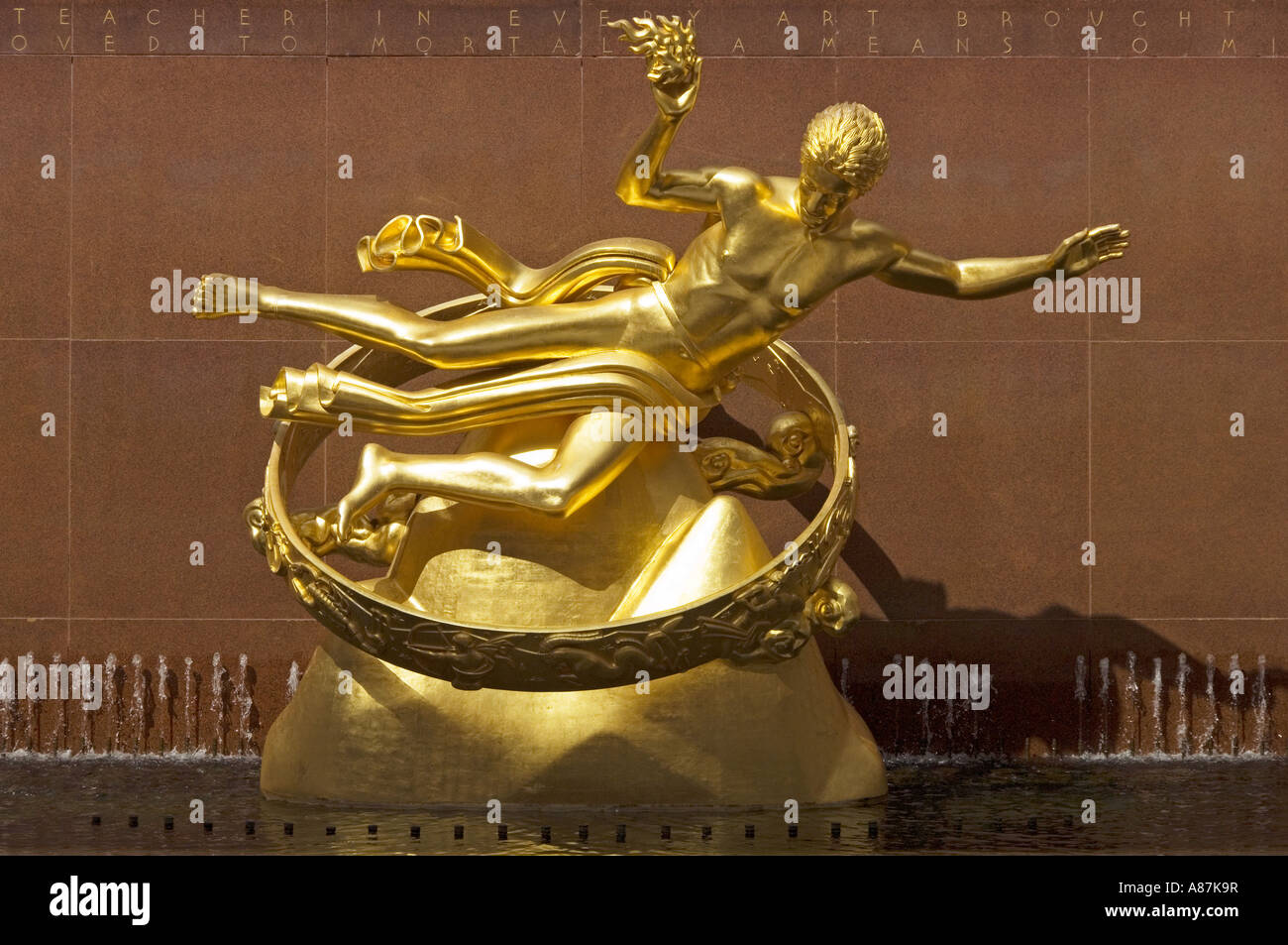 Prometheus sculpture by Paul Manship Rockefeller center New York city ...
