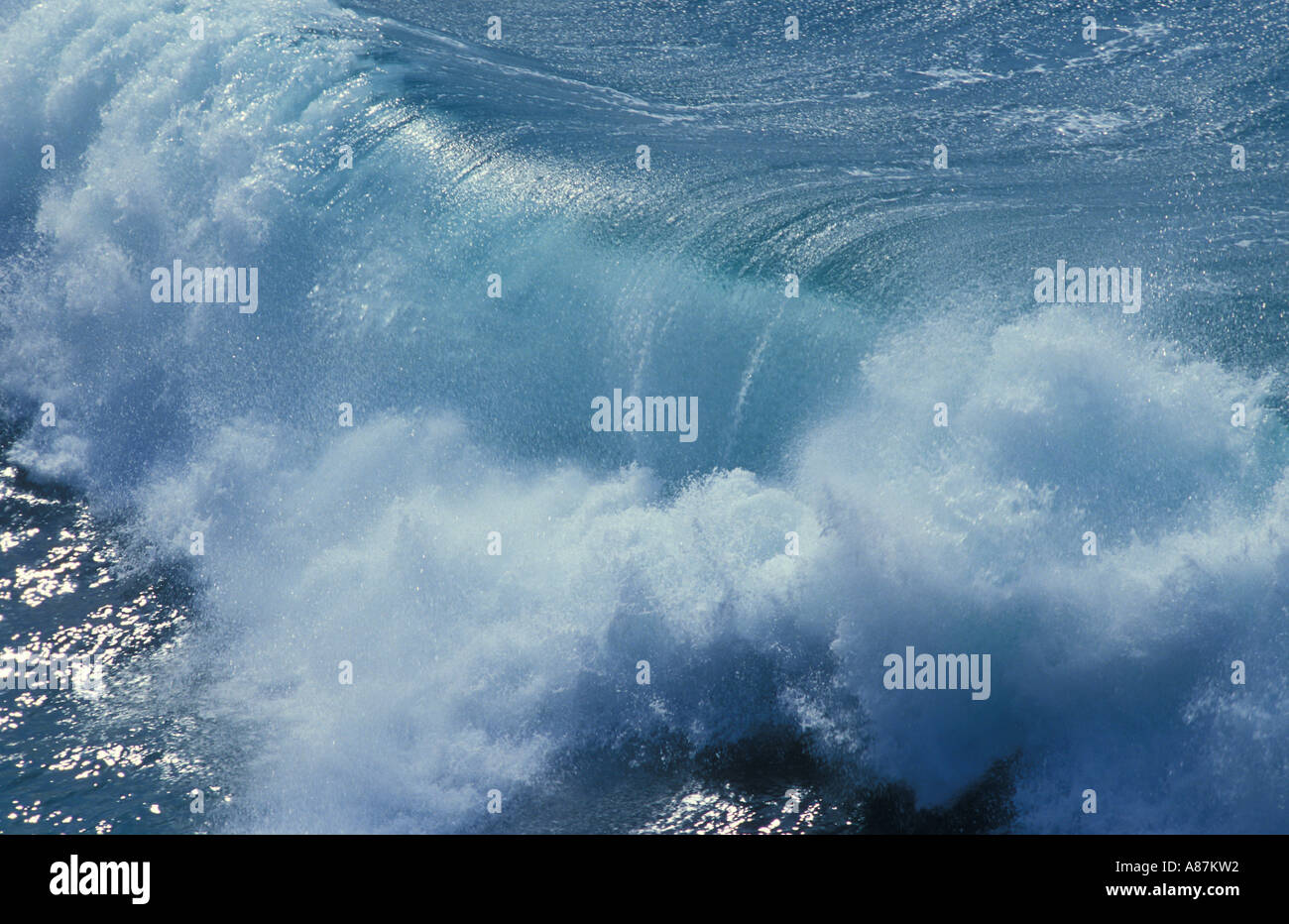 England wave hi-res stock photography and images - Alamy