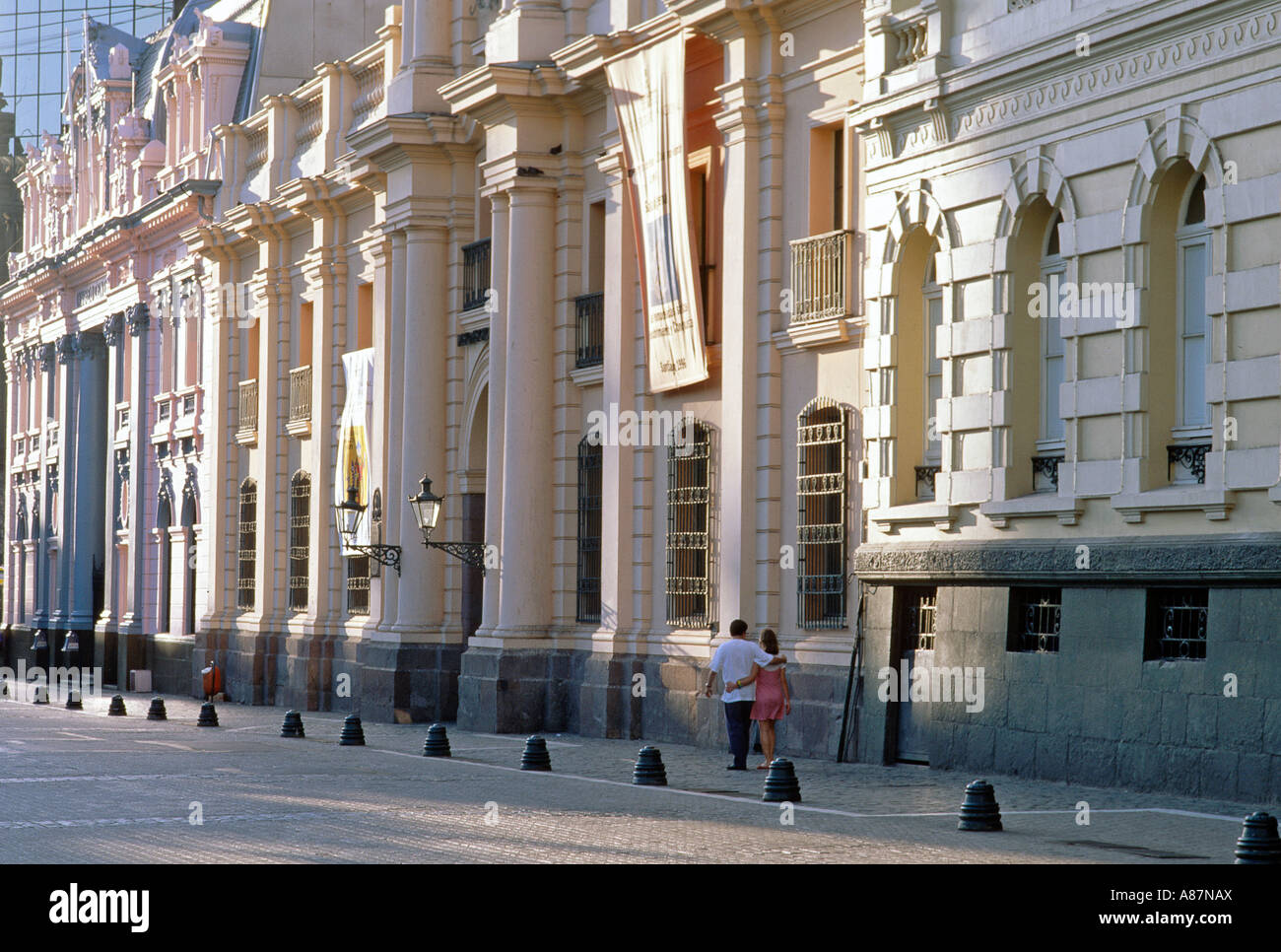 Santiago Chile Street scene Stock Photo - Alamy