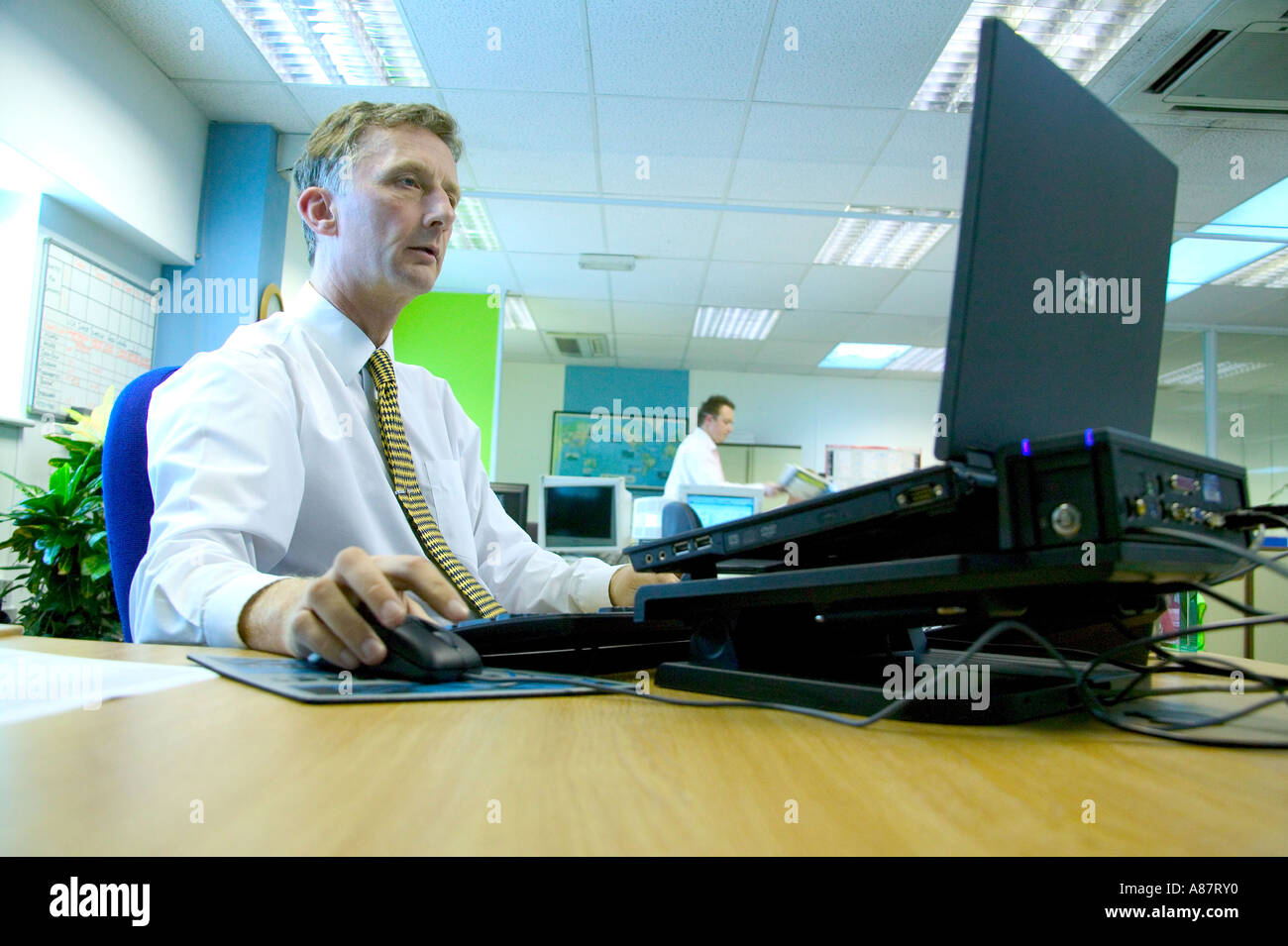 Office for administration hi-res stock photography and images - Alamy