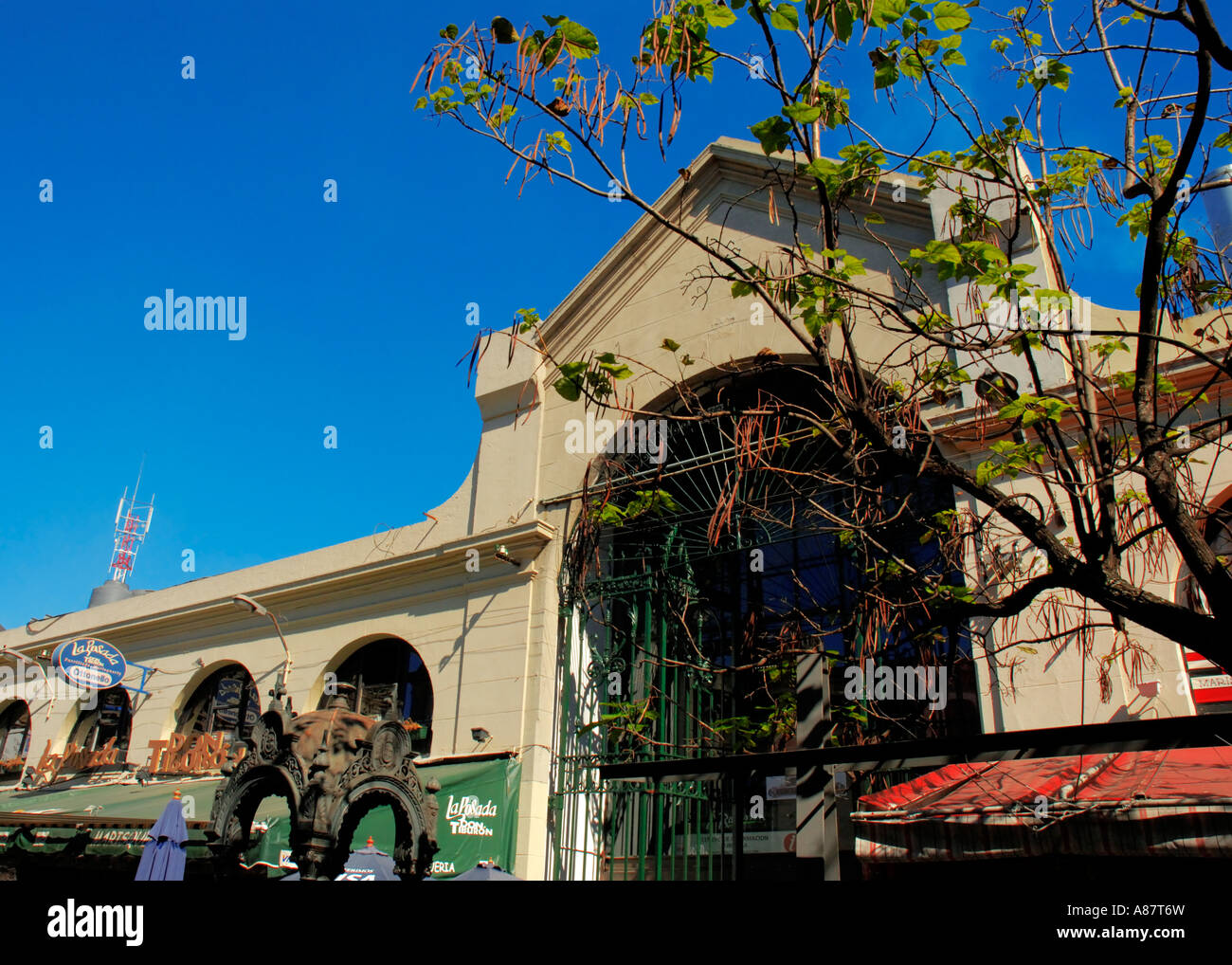 Port Market (Mercado del Puerto), Montevideo, Uruguay Stock Photo - Alamy